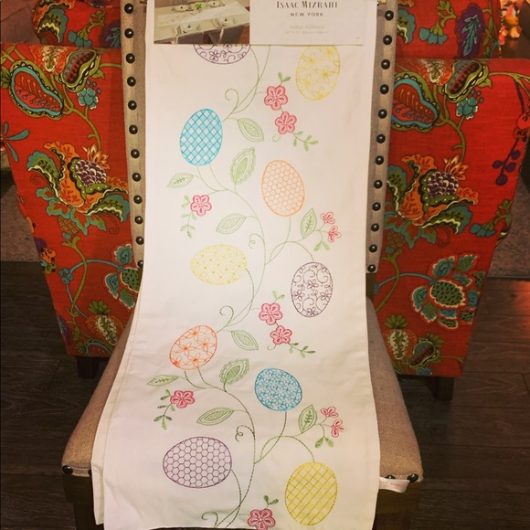 Isaac Mizrahi | Dining | Easter Table Runner By Isaac Mizrahi | Poshmark